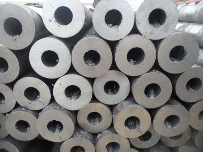 China Fixed Length Seamless Stainless Steel Pipe For Oil Transferring for sale