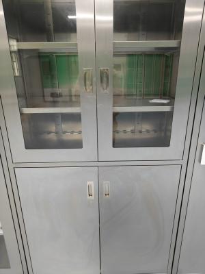 China Heavy Duty Steel Reagent Cabinet with Lock Laboratory Storage Cabinet for sale