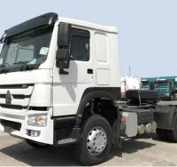 China 450hp Heavy Duty Sinotruk HOWO 4X2 Tractor Head Prime Mover Truck with Maximum Torque for sale