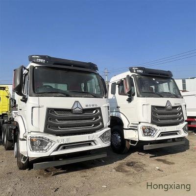 China Sinotruk 10 Wheeler Heavy Duty 4X2 6X4 Trailer Semitrailer Head Tractor Truck for sale