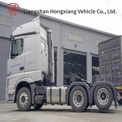 China GCC Certified 8.2tons Shacman Tractor Head Truck for Heavy Duty and Transportation for sale