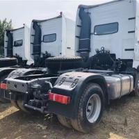 China 10 Tires Tractor Truck Sinotruk HOWO T7h CNG 6X4 Truck Trailer Head Customization for sale