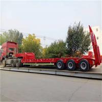 China Heavy Duty 3 Axles Low Bed Lowboy Flatbed Semi Trailer Truck with Hydraulic Lift and Gooseneck for sale