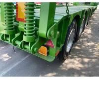 China 50 Ton Green Loader Truck Trailer 3 4-Axis Customization 1 Year After-sales Service for sale