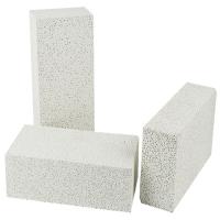 China Low Density 0.8g/cm3 Mullite Insulation Brick with High Al2O3 Content 40-70% and Customizable Size 230*114*65mm for sale