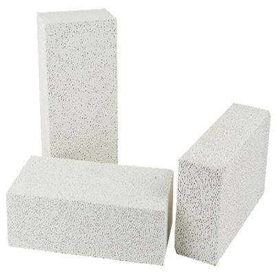 China Low Density 0.8g/cm3 Mullite Insulation Brick with High Al2O3 Content 40-70% and Customizable Size 230*114*65mm for sale