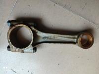 China Casting Iron Connecting Rod for Mitsubishi 4D31 6D31 Engine Parts Silver Color for sale