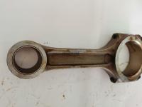 China Komatsu 4D95 PC60-6 Cast Iron Connecting Rod for Excavator Engine Parts Silver for sale