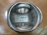 China Komatsu 6D125 Excavator Engine Piston 6151-31-2511 High Performance Diesel Part for sale