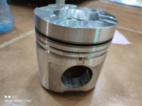 China Komatsu 6D125 Excavator Engine Piston 6151-31-2511 High Performance Diesel Part for sale