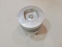 China Isuzu 6BG1 Cast Iron Piston 7770 for Excavator Dozer Engine Parts Standard Size for sale