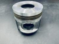 China Isuzu 6WG1 Excavator Piston 1-12111964-2 65.5mm Engine Parts for sale