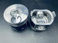 China Hitachi Engine Parts 1J700-2111 Piston 80.5mm 87mm for Kubota V2607 XG75 EC60 Excavator for sale