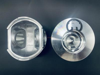 China Komatsu 4D95 B3.3 PC130-8 E2110 84mm 46mm Piston Excavator Engine Parts for sale