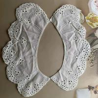 China Chicken Embroidery Water Soluble Two-Petal Collar Lace for Children's Neckline for Garments & Clothing for sale