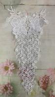China Large Lace Collar Accessory Elegant Applique and Trim for Fashionable Dresses and Accessories for sale
