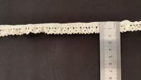 China 1.5cm Embroidery Elastic Cotton Thread Lace Home Ruffle for sale