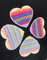 China 6.5cm Machine-made Embroidered  Heart Motif Lightweight Mini Sew-on Patches for DIY Clothing Bags for sale