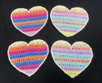 China 6.5cm Machine-made Embroidered  Heart Motif Lightweight Mini Sew-on Patches for DIY Clothing Bags for sale