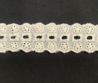 China Water Soluble 3cm Soft Chicken Embroidery Lace Fabric Cotton  for Garment Accessories for sale