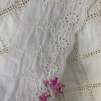 China Chicken Embroidered Lace Trim for Ladies 14cm Total Width for Clothing Sleeve or Skirt Decoration for sale
