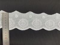 China Water-Soluble Barcode Cotton Lace for Home Decor & Children's Accessories Soft Embroidery Hollow Lace Design for sale