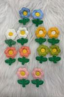 China Wholesale Customized Daisy/rose/flower Embroidery Patches Flower  Iron-on Embroidery for Kids Clothing  Hats  Shoe Decoration for sale