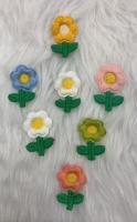 China Wholesale Customized Daisy/rose/flower Embroidery Patches Flower  Iron-on Embroidery for Kids Clothing  Hats  Shoe Decoration for sale