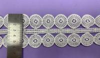 China 5.2cm-6cm Width Milk Yarn Embroidery Lace Trim  Water Soluble Polyester Embroidery Lace Trim  for Ladies Pajamas Decoration for sale