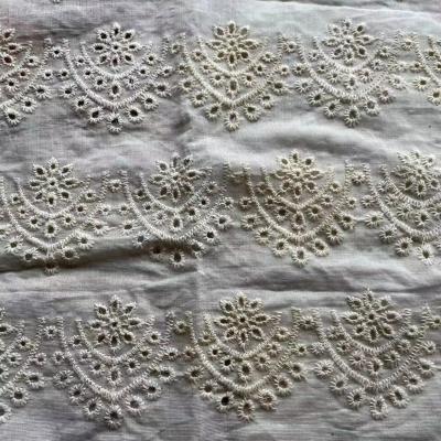China Wholesale Custom Design White Chicken Embroidery Lace Fabric for Ladies' Dress Embroidery Fabric with Beautiful Embroidery Work for sale