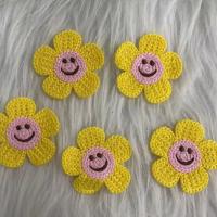 China 5 * 5CM Crochet Flower Handmade Embroidered Sunflower Patches for Hat and Bag Garments Accessories for sale