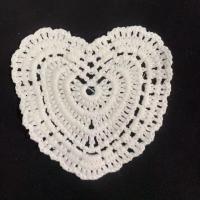 China Heart Embroidery Crochet Patch for Decorating Clothing Accessories Such As Bags and Sweaters Color Can Be Customized for sale