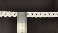 China 100% Cotton Crochet Lace Trimming for Clothing Premium Lace Material for sale