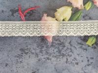 China Vintage Cotton Lace Ribbon Crochet Scalloped Edge for Wedding DIY Craft Sewing Supplies Lace Decoration for sale