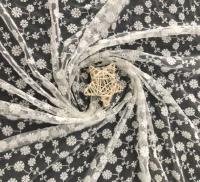 China High Quality Mesh Small Flower Embroider Fabric Cotton Daisy Clothing Accessory for Wedding Veil for sale
