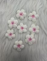 China Hand-Knitted and Crocheted Yarn Flowers DIY Lace Garment Accessories for sale