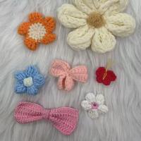 China Handmade Crochet Knit Flower Patches for Women's Brooch Knitted Cardigans Gift Decorations for sale