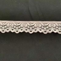 China High Quality Bridal Water Soluble Guipure White Embroidered Lace Trim Fabric Embroidery Factory Wholesales Cheap Lace Trim Shoes for sale