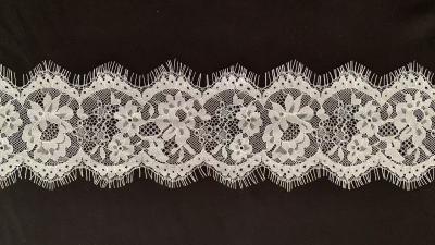 China 10.5CM Eco-Friendly Vintage Fancy French Lace Lingerie Floral Eyelash Chantilly Lace Trim Fabric Wholesale LT2649B for sale