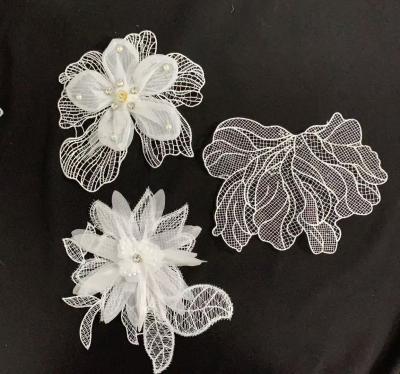 China 3D White Flower Belt Beads and Bead Tube Three-dimensional Mesh Flower  Wedding Dress Decorations Garment Accessories for sale
