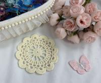 China Exquisite Design Round Handmade Knitted Coasters Cotton Lace Crochet Mat Lace for Bag Decoration/cup Mat for sale