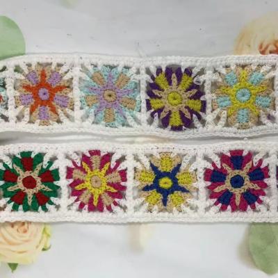 China Hand Hook Flower Embroidered Lace Trim Water-Soluble Cotton Fabric for Clothing Accessories for sale