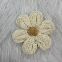 China Colorful Crochet Yarn Small Flowers Imitating Flower Accessories Handmade Clothing Bag Hat Hair Clip Decoration Handmade Flowers for sale