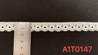 China Elegant Tiny Floral Openwork Elastic Lace, Skin-Friendly Nylon Spandex with 1.5CM Width for Wedding Dress & Lingerie Decor for sale