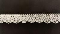 China 4cm Water Soluble Milk Silk Floral Lace Trim with Double Scalloped Edge for Dress and Lingerie for sale