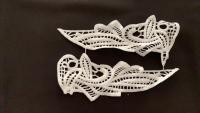 China Water Soluble Embroidered Wing Style Flower & Wing Shape Fabric Patches for Clothing Bags Home Decor for sale