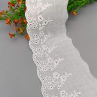 China Middle Eastern Style Cotton Lace Trim with Scalloped Edge and 3.8 Inches Width for Garment Decoration for sale