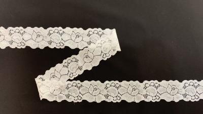 China 3.5cm Vintage Floral Nylon Lace Trim with Double Scalloped Edge for Lingerie and Garment Decoration for sale