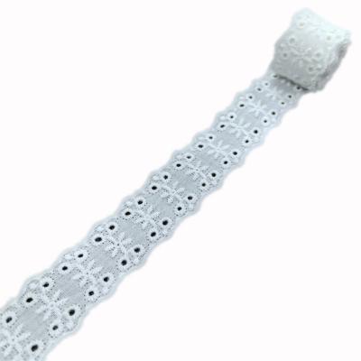 China 3.8 Inches Wide Cotton Lace Trim with Scalloped Edge and Floral Pattern for Dress Garment DIY for sale