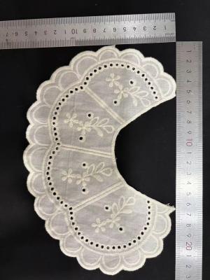 China Cotton Embroidery Detachable Peter Pan Collar Vintage Floral Eyelet Lace Fake Collar For Women Dress Blouse Decor for sale